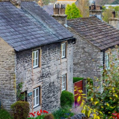 Castleton Visitor Centre - Tourist Information Centre
