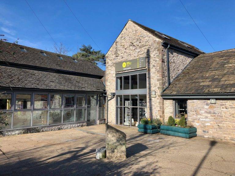 Stunning Castleton Circular Walk via Mam Tor (5.5 miles)