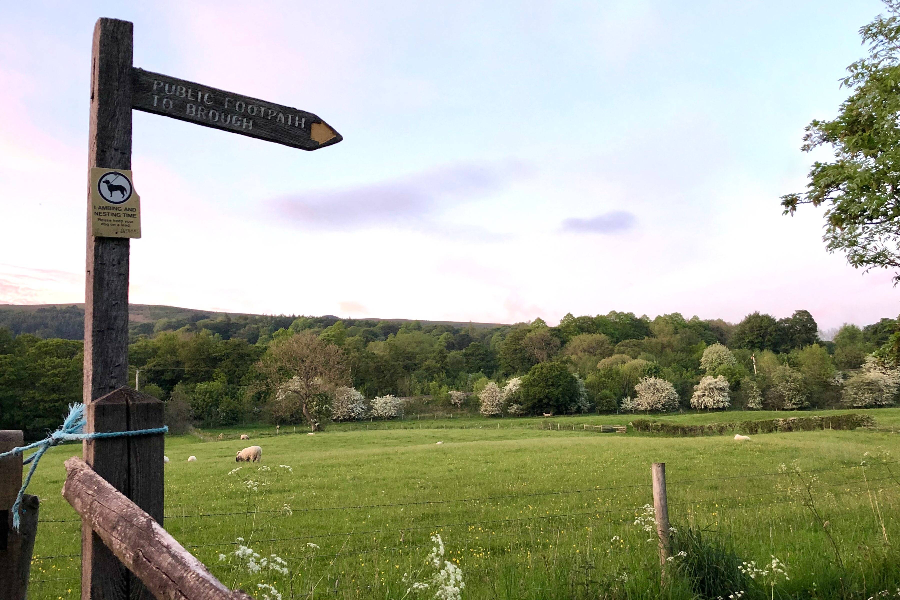Hope Village to Hope Cross Walk (6.7 miles) - Hope Valley Walks
