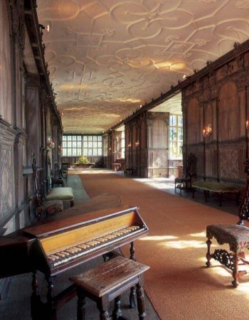 #1 Historic House Beautiful Haddon Hall in the Peak District