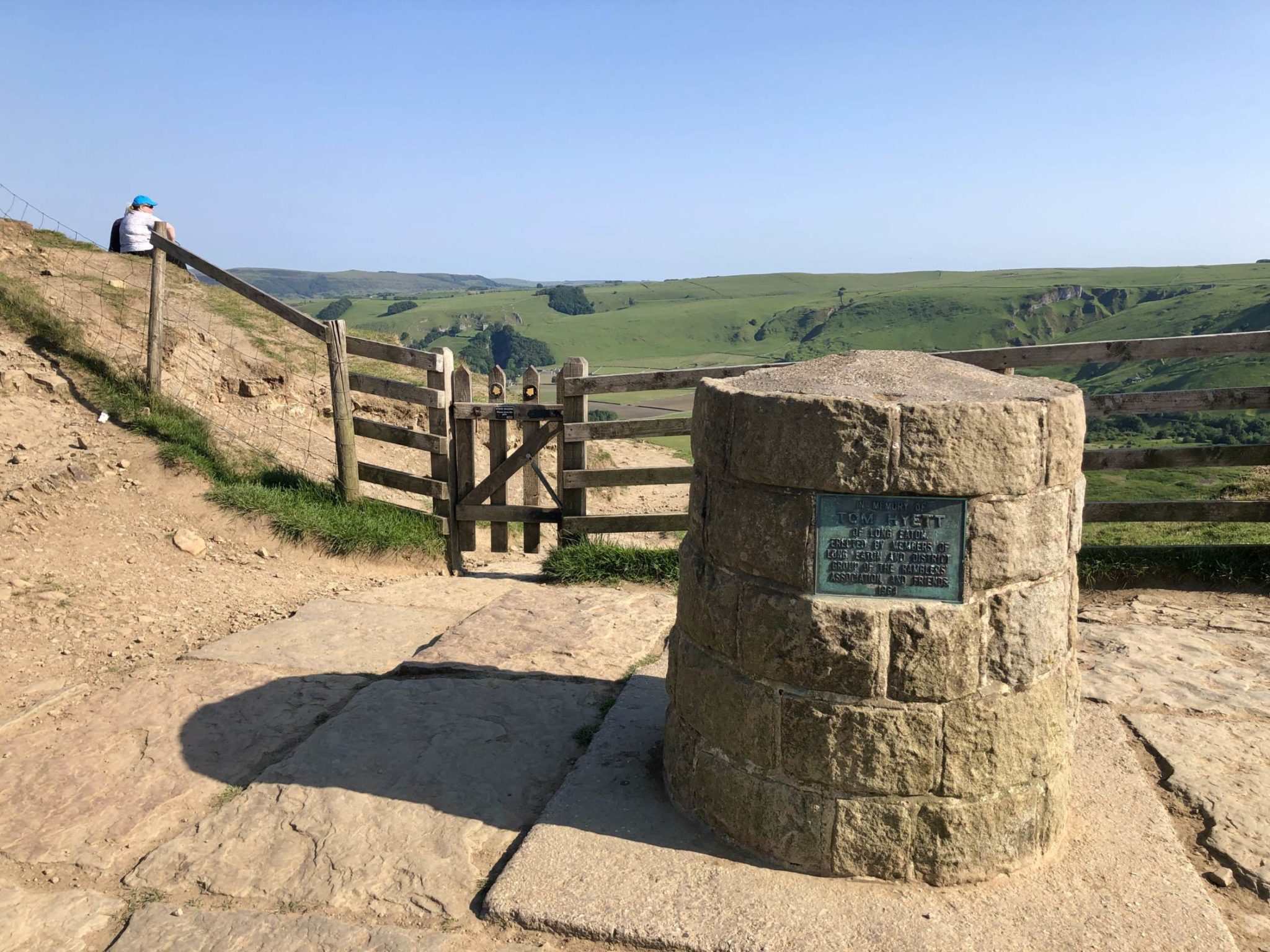 Stunning Castleton Circular Walk via Mam Tor (5.5 miles)