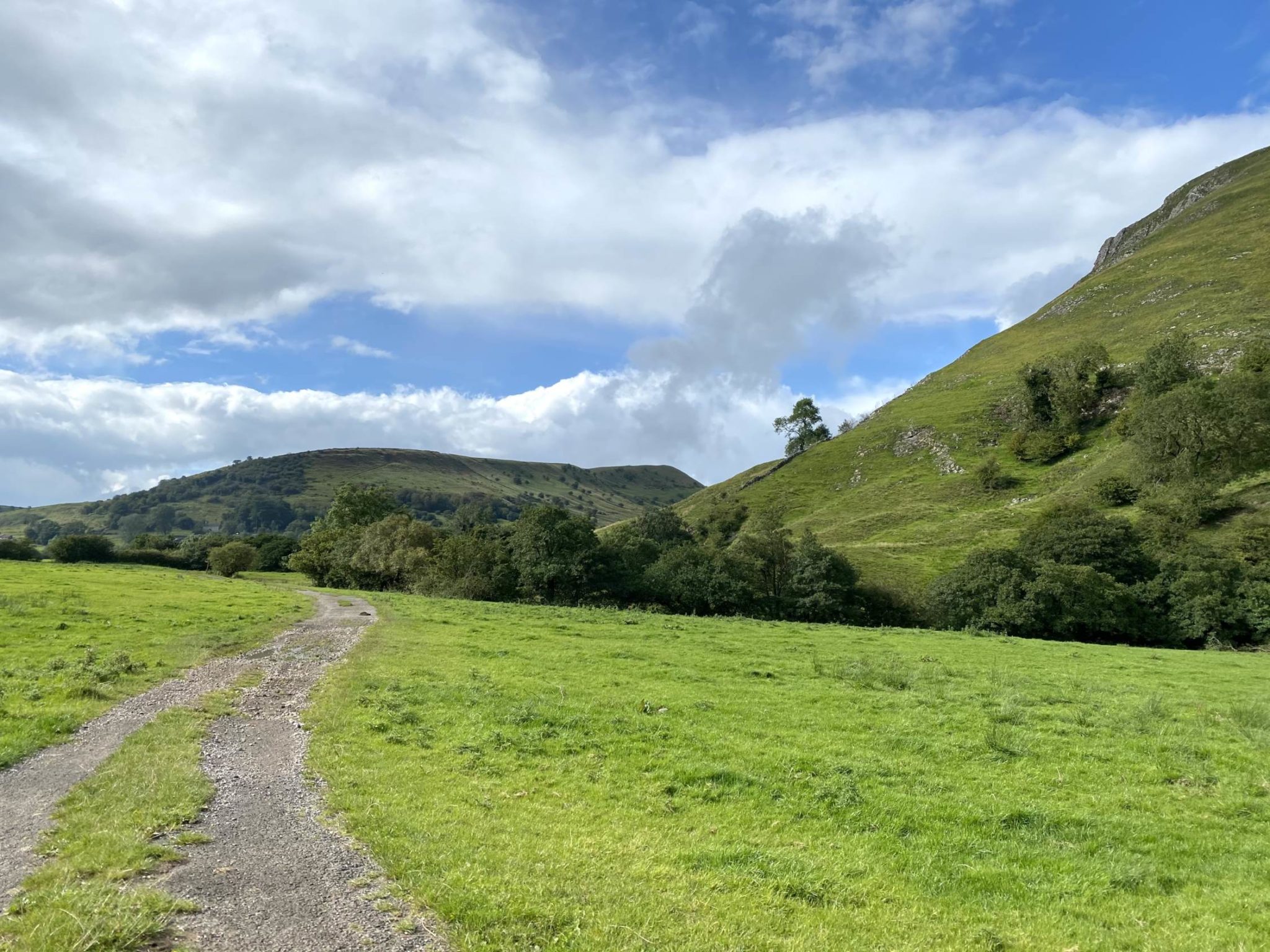 Amazing Dragon's Back Walk (3.9 miles) - Stunning Views