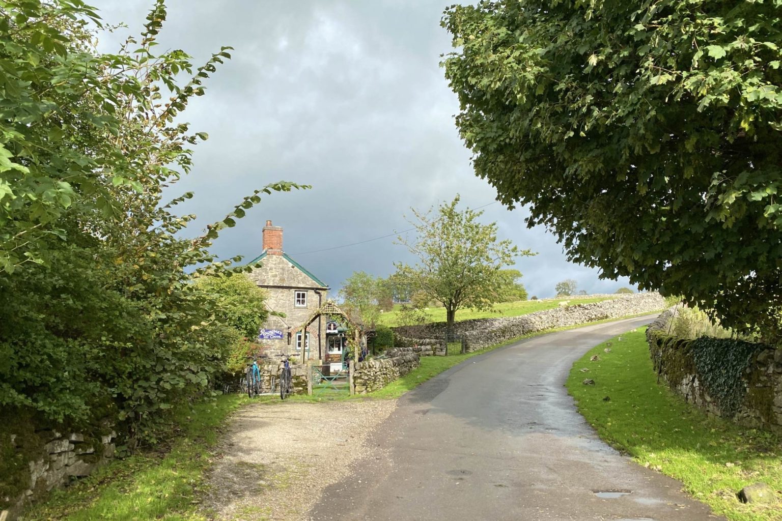 Beautiful Tissington Walk via Parwich (4 miles)