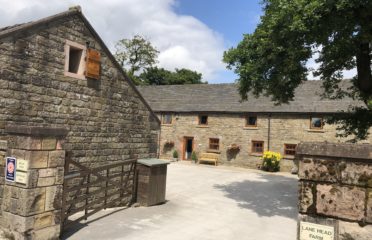 Let's Go Peak District Accommodation, Things to See and Do