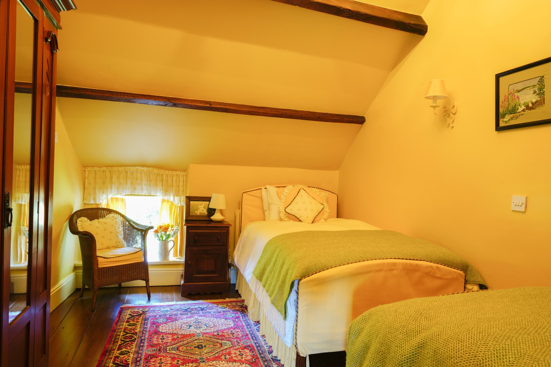 Dovedale Cottages - Beautiful Peak District accommodation