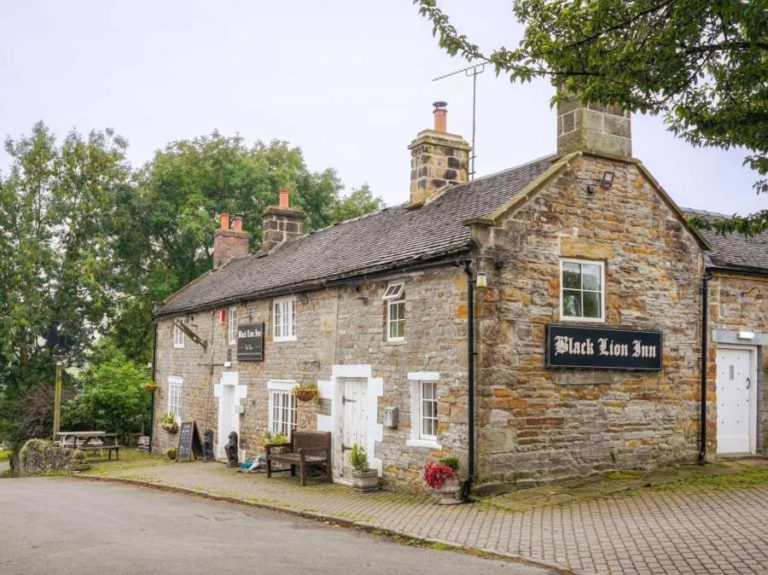 The Black Lion Inn, Butterton | Fabulous pub food and rooms