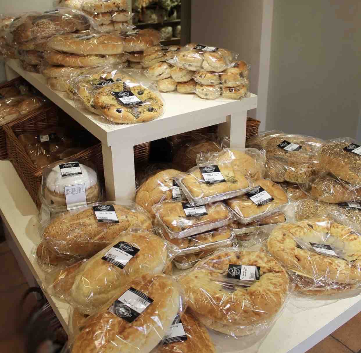 The Old Original Bakewell Pudding Shop | Home to the fabulous Bakewell ...