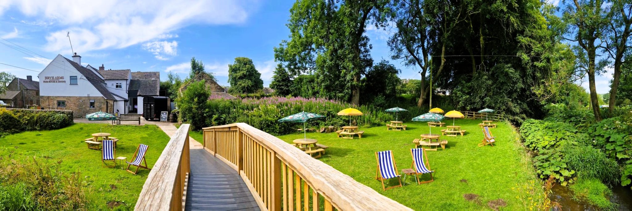 The Jervis Arms | Family friendly pub on banks of River Hamp