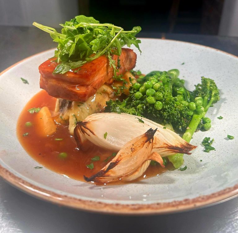 The Jervis Arms | Family friendly pub on banks of River Hamp