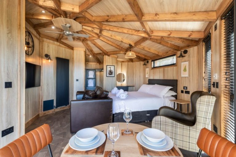 Rivendale Lodge Retreat | Luxury Lodges & Treehouse in Ashbourne